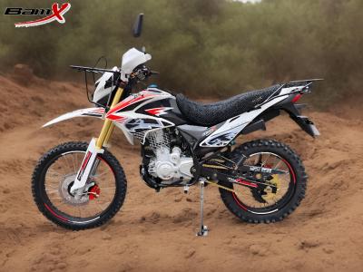 Cina Ingrosso 4 tempi CDI Single Cylinder Balance Shaft Motore 200cc moto a benzina per adulti sport veloci in vendita