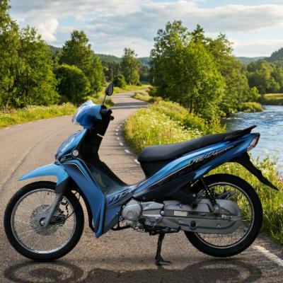 中国 ガソリン バイクのオートバイ110cc Underboneの土のバイクのモトクロスのスクーターのオートバイのスポークの車輪は12v自転車をクロム染料で染めた 販売のため