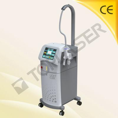 Cina Attrezzatura frazionaria di vetro di rimozione della smagliatura del laser dell'erbio non invadente 1550nm in vendita