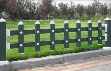 Cina La vetroresina di ampio Gap ha rinforzato il prato inglese di plastica del giardino che recinta la prova del tempo in vendita