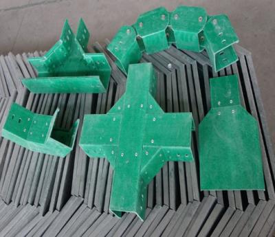 China Horizontal Bend Fibreglass Cable Tray for sale