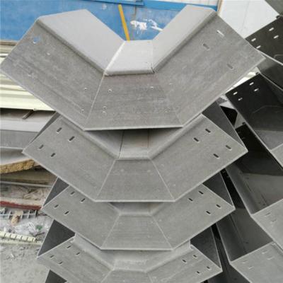 Cina Cavo Tray Customized Angle Trunk di Grey Colour Steel Simulated FRP in vendita