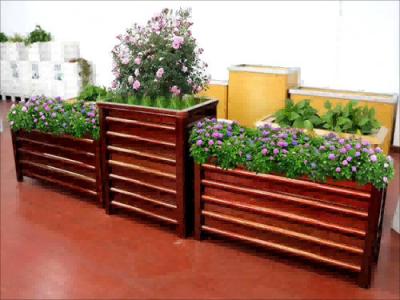Cina Fibra di vetro rinforzata in grano di legno Box di fiori per giardino, hotel o piazza sociale in vendita