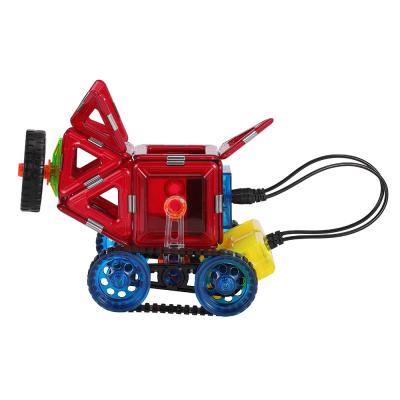 China Crianças 3D azulejos magnéticos controle remoto carro locomotiva carro de porco blocos magnéticos à venda