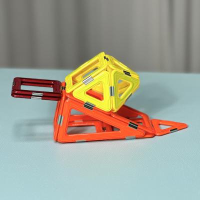 China Magnetische tegels met veelzijdige vormen voor dieren en planten Te koop