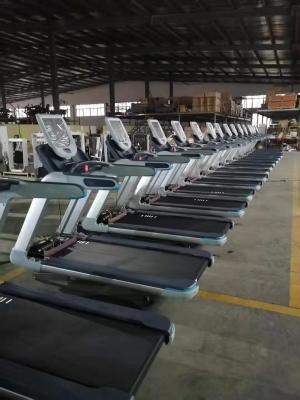 Cina Pedana mobile domestica commerciale della palestra 20 chilometri di H 220V 0-15% del pendio 3HP di potere del motore in vendita