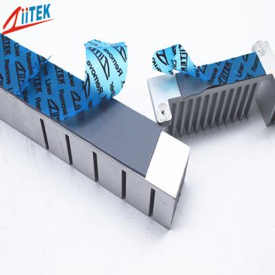 China Härte 50 Shore 00 Hohe Steckfläche Reduziert Kontaktwiderstand Silicone Pads für Router zu verkaufen