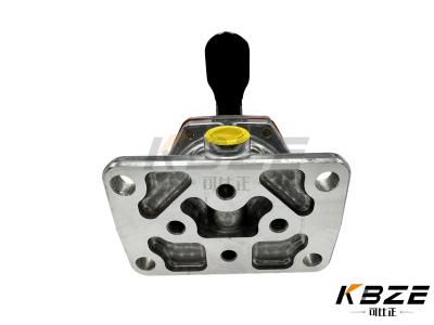 Cina 6261-71-8240 6261718240 4 buchi pompa di preparazione del carburante per KOMATSU PC400-7 PC400-8 in vendita