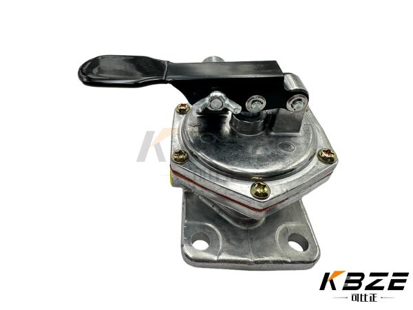 Quality 6261-71-8240 6261718240 4 HOLES FUEL PRIMING PUMP FOR KOMATSU PC400-7 PC400-8 for sale