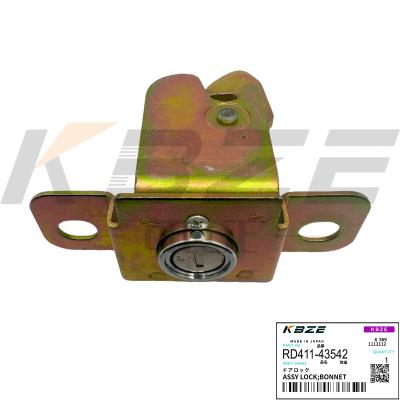 Cina KUBOTA RD411-43542 BONNET LOCK FITS U35 U45 KX71 KX91 Piccolo escavatore in vendita