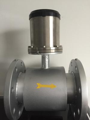 Cina Potenza della batteria elettromagnetica liquida industriale del misuratore di portata 12V di Digital in vendita