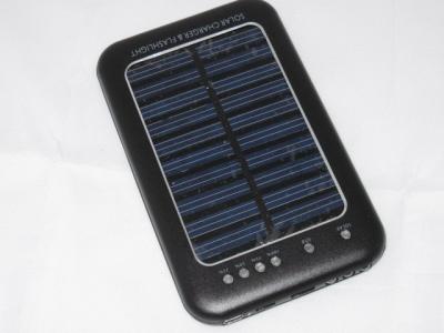 Cina caricatore solare 2600mAh di Iphone di energia verde del Li-polimero con l'interfaccia regolabile in vendita