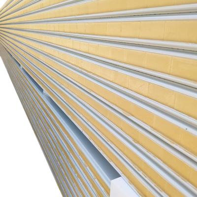 Cina Connessione senza soluzione di continuità e connessione senza soluzione di continuità Buone prestazioni Dispositivi a freddo Pannello a parete in PU per magazzino in vendita
