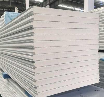 China 50 mm dikte polyurethaan PU sandwich board voor geïsoleerde container huis Te koop