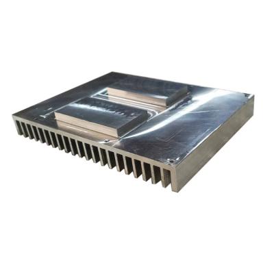 Cina OEM ODM Parti di lavorazione CNC di alluminio Extrusion Heatsink in vendita