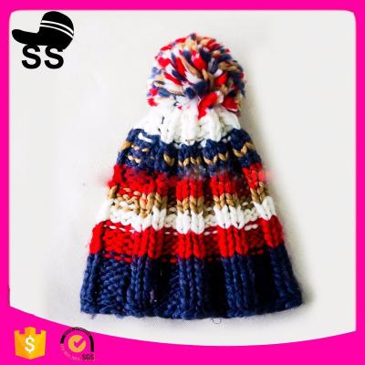 China 2017 New Style 20*30cm 71g fashion high quality fashion winter strip beanie hat with pom pom winter knitting hats for sale