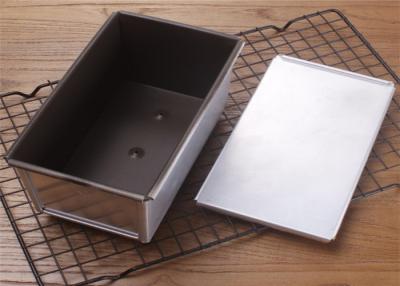 Cina RK Bakeware China Foodservice NSF Custom Mini Pan Pan Non-stick Pullman Pan Pan Pan Pan Pan Pan Pan Fluted Pan Con Capo in vendita