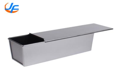 Cina RK Bakeware China-Nonstick Aluminum Rusk Cake Pan Single o 4 Strap in vendita