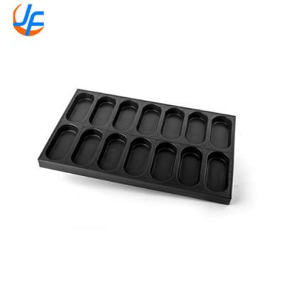 Cina RK Bakeware China-Silicone Glazed Muffin/Cupcake Tray Diverse dimensioni e forme in vendita
