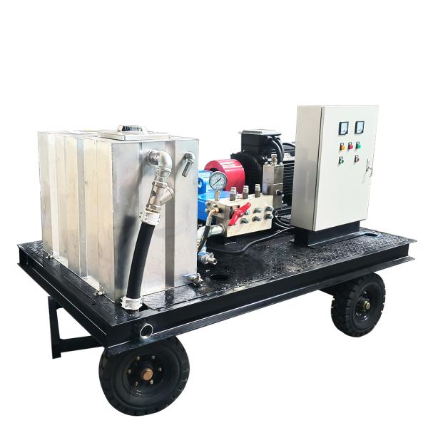 Quality Powerful Industrial Water Jet Cleaning Machine 60l/Min 55kw Power Source for sale