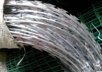Cina Recinto conveniente del filo spinato di spirale della pancia del serpente del cavo del rasoio di acciaio inossidabile della costruzione in vendita