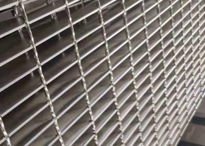 Cina Grata d'acciaio di galvanizzazione di acciaio al carbonio del metallo della piattaforma resistente fredda della griglia 30mm in vendita