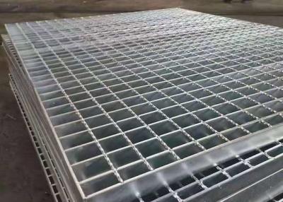 Cina griglia d'acciaio 50mm di Mesh Grating 3mm del metallo di 38mm che pavimenta acciaio inossidabile 304 in vendita