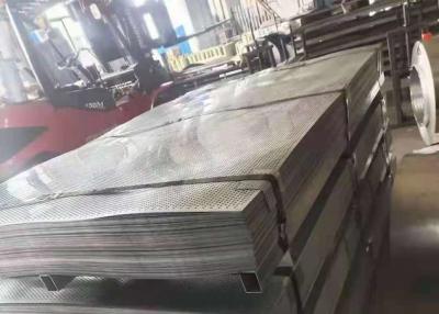 Cina la maglia metallica perforata 20m SUS304 di 5m ha perforato Mesh Sheets Uniform Mesh d'acciaio in vendita
