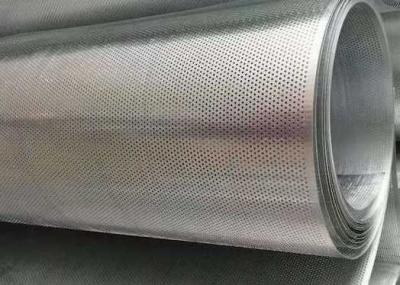 Cina la maglia metallica perforata 20m SUS304 di 5m ha perforato Mesh Sheets Uniform Mesh d'acciaio in vendita