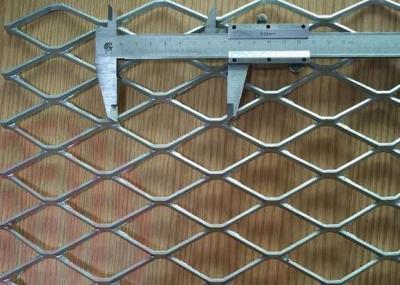 Cina Maglia resistente all'acido del piatto di allungamento di Mesh Sheets ampliata 316SS LWM 4.5mm 200mm in vendita