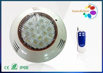 中国 RGB 円形 18W は省エネ PC 材料との LED のプール ライト 400 lm を防水します 販売のため