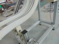 China Z Type Elevating Flexible Conveyor System Aluminum Alloy Frame Width 63mm for sale