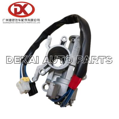 Cina 8 97170364 0 Isuzu Ignition Switch NQR75 4HK1 Strg Lock 8971703640 in vendita
