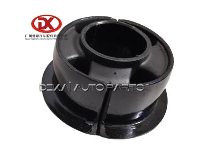 Cina Rubber Bushing 8970951481 8 97095148 1 Truck Parts ISUZU NPR75 4HK1 in vendita