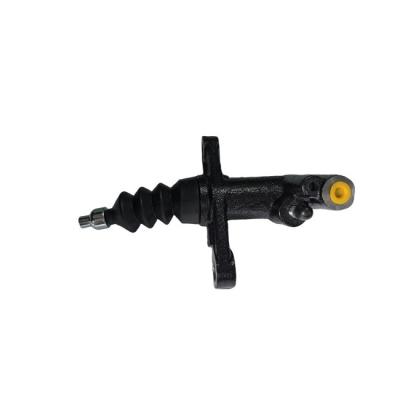 Cina 8 97039704 0 Clutch Slave Cylinder  ISUZU TFR54 4JA1 8970397040 D-MAX in vendita
