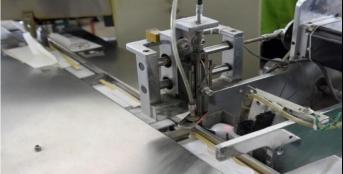 Servo Driven Napkin Spoon Fork Toothpick Sugar Cutlery Set Full Automatic Packing Machine