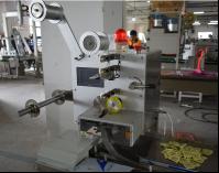 Servo Driven Napkin Spoon Fork Toothpick Sugar Cutlery Set Full Automatic Packing Machine