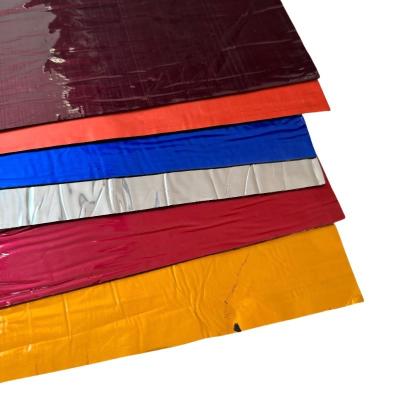 Chine 1.5mm Membrane d'étanchéité au bitume auto-adhésif pour l'ingénierie des réservoirs d'eau à vendre
