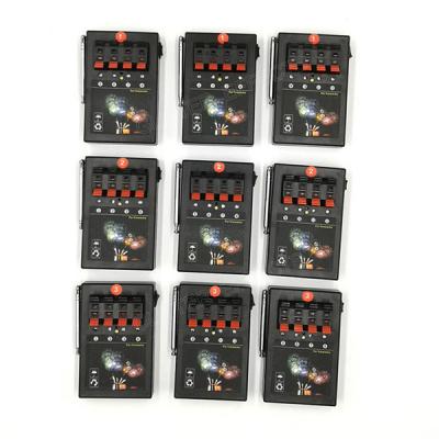 Cina 4 fuochi d'artificio programmabili di indicazioni che infornano i pc del trasmettitore 9 di Manica del sistema AM04R-9A 36 in vendita
