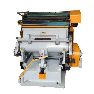 Cina La macchina tagliante automatica del cartone dei semi, taglierina di dado manuale della scatola ISO9001 ha certificato in vendita