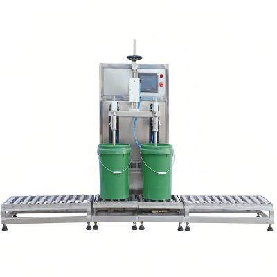 China Large Bottle Fill Seal Packing Machine 380V 50Hz Semi Automatic Filling Machine for sale