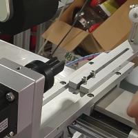 China Multi Functional Bottle Labeling Machine 300W Semi Automatic Bottle Labeler 220V for sale