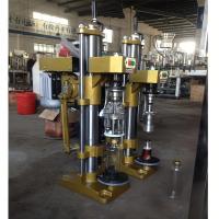China 0.37kw Semi Automatic Capping Machine 1200b/h Wine Bottle Screw Cap Machine Customized for sale