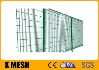 Cina recinto With Silver Color del metallo curvo alta sicurezza di 2.4m x di 2.1m in vendita