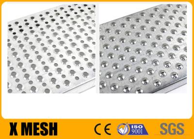 Cina Il puntone galvanizzato immerso caldo della presa ha perforato il metallo Mesh Plank Grating Silver Welded in vendita