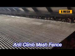 3.5mm draad anti-klimmescherm hek 3,5m hoog Inclusief top Y arm en prikkeldraad voor parkeerplaats