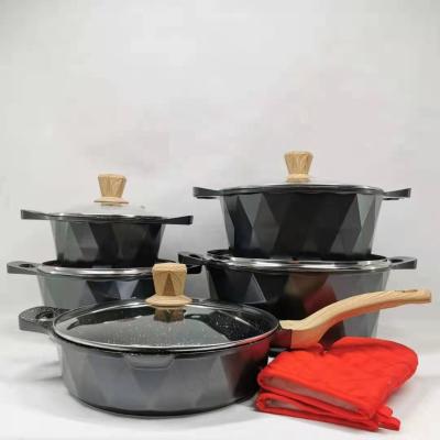 Cina Le pentole multifunzionali della cucina che cucinano il vaso hanno messo la pietra Pan Cookware Sets With Handle antiaderante di alluminio di Maifan in vendita