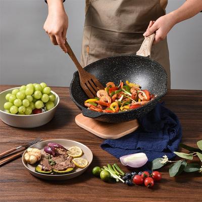 Cina Di Amazon del venditore PIÙ IMPORTANTE delle pentole della padella bastone di alluminio del bastone non non che frigge nel grasso bollente Pan With Glass Lid in vendita