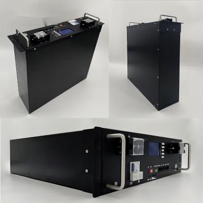 Cina Batteria LiFePO4 51,2V 205AH 200Ah montata su rack agli ioni di litio per sistema solare ibrido Grid Porta di comunicazione CAN Design impilabile in vendita