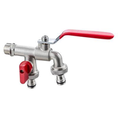 Cina Raccordo per tubo dell'acqua a doppia testa Rubinetto a doppia valvola in ottone da giardino a 2 uscite Rubinetto dell'acqua in vendita